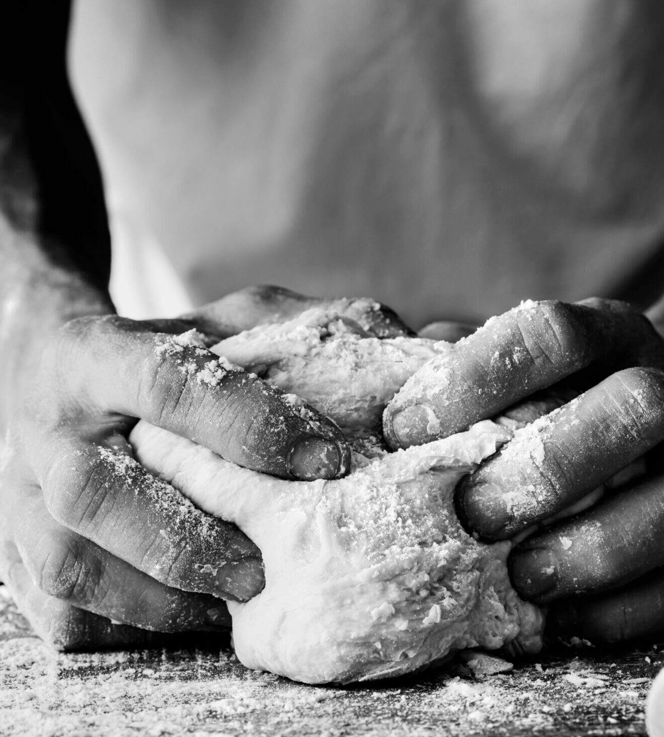Brooddeeg kneden: waarom en op welke manier? - Thuisbroodbakken.nl